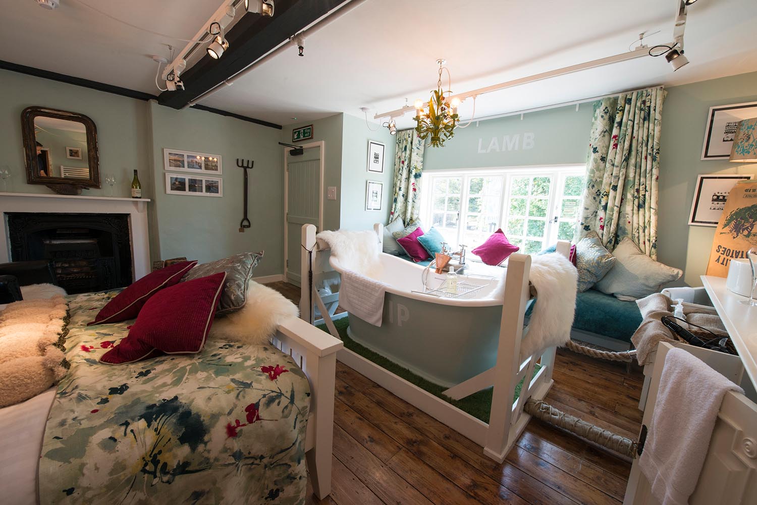 Woolpack Inn | Warehorne Pub and Rooms - Rooms | The Woolpack Inn